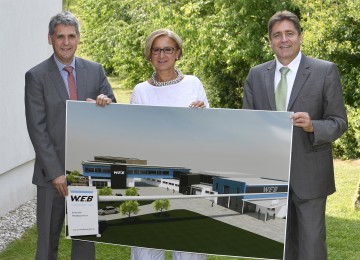 Spatenstich für Büro-Erweiterung der WEB Windenergie AG in ...